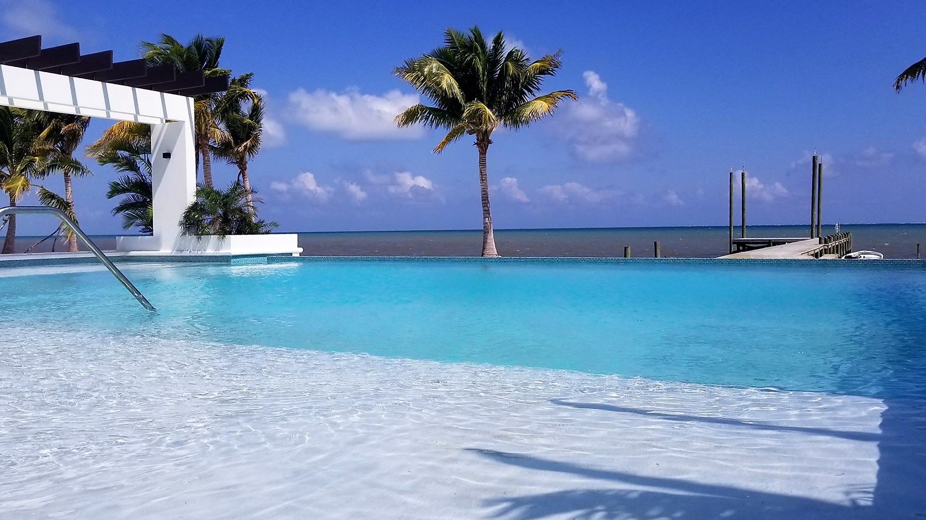 Welcome to Blu Zen - MyBelize.Net